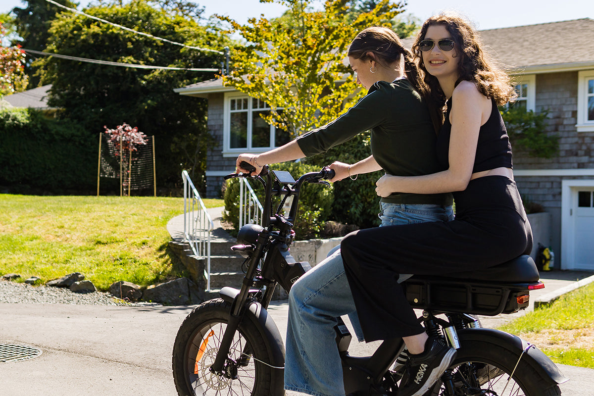 The Coolest 2-Seater E-Bike for 2 Passengers of 2024 – Roll Road Ebike
